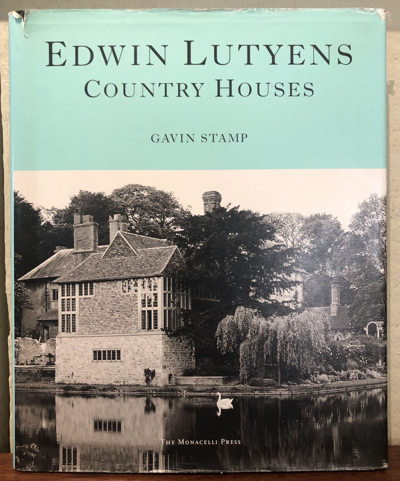 EDWIN LUTYENS COUNTRY HOUSES | Gavin Stamp